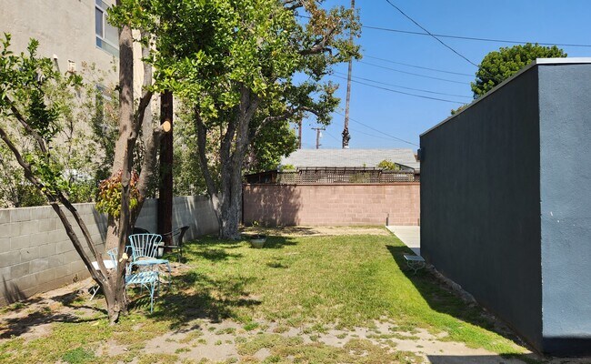10641 Whipple St - 10641 Whipple St North Hollywood CA 91602 ...