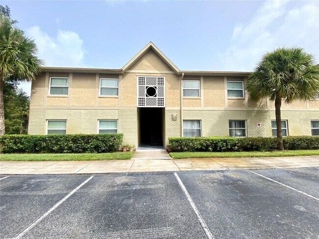 Hawthorne Village - 2417 Barley Club Ct Orlando FL 32837 | Apartment Finder