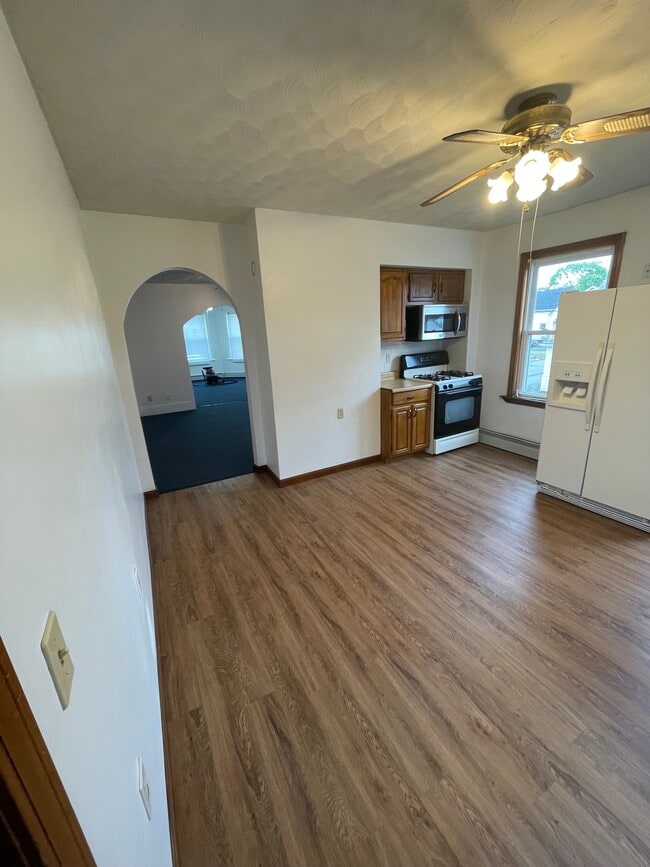 149 Second St - 149 Second St East Providence RI 02914 | Apartment Finder