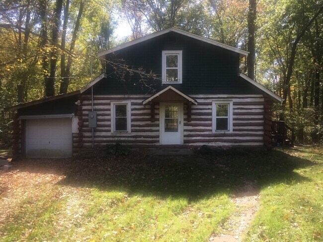 3 bedroom, 1.5 bath home - 5732 E State Rd 46 Bypass Bloomington IN ...