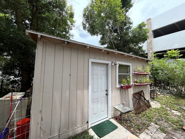 1022 NW 4th Ave - 1022 NW 4th Ave Gainesville FL 32601 | Apartment Finder