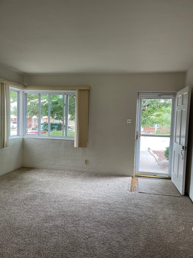 2402 General Marshall St NE - 2402 General Marshall St NE Albuquerque ...