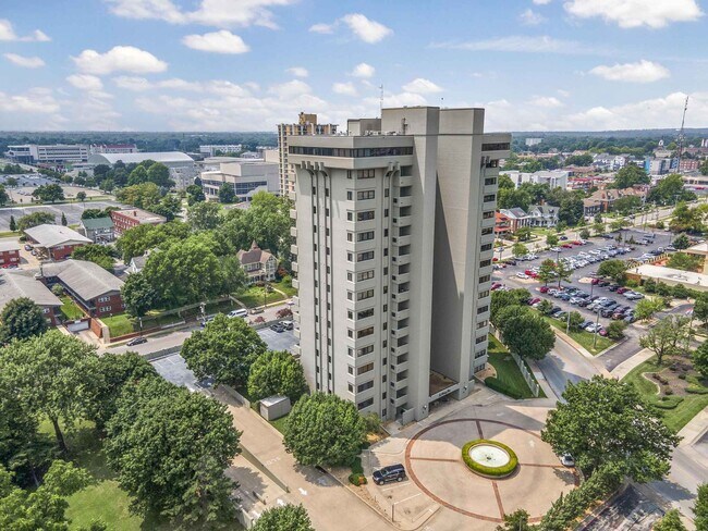 350 S John Q Hammons Pky - 350 S John Q Hammons Pky Springfield MO ...