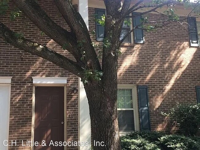 2 br, 1.5 bath House - 204 Royal Forest Court - 204 Royal Forest Ct ...