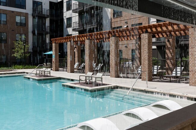 1111 S Cesar Chavez Blvd - 1111 S Cesar Chavez Blvd Dallas TX 75201 ...