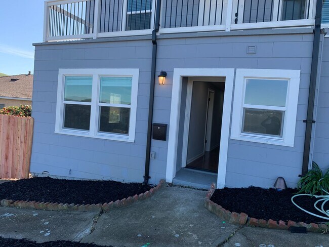 Rose St, 1325 - 1325 Rose St Crockett CA 94525 | Apartment Finder