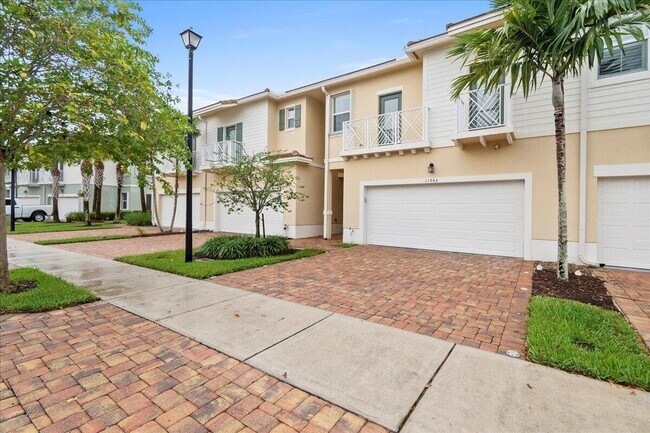Cypress Key Way, Royal Palm Beach, FL 3341... - 11944 Cypress Key Way ...