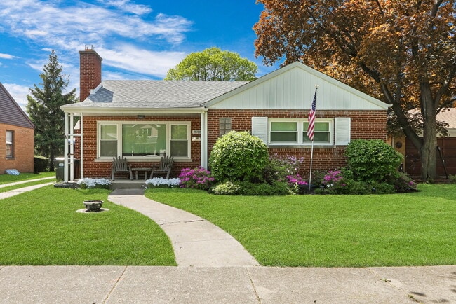 8918 Parkside Ave - 8918 Parkside Ave Morton Grove IL 60053 | Apartment ...