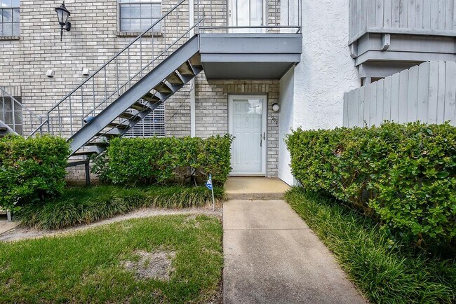 8787 Brae Acres Rd - 8787 Brae Acres Rd Houston TX 77074 | Apartment Finder