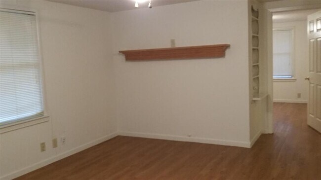 1111 Fannin St - 1111 Fannin St Denton TX 76201 | Apartment Finder