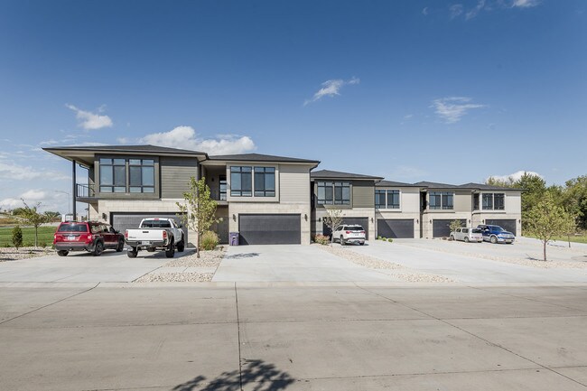 5200 Colbert Hills Dr - 5200 Colbert Hills Dr Manhattan KS 66503 ...