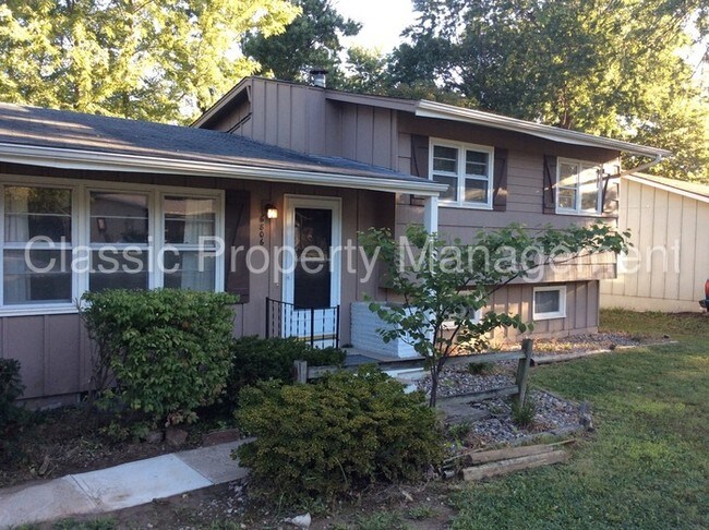 6806 NW 71st St - 6806 NW 71st St Kansas City MO 64152 | Apartment Finder