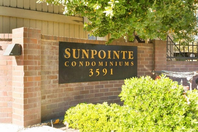 One Bed One Bath Condo in Sunpointe Condom... - 3591 Quail Lakes Dr ...