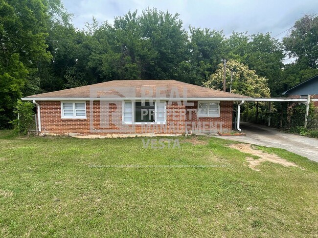 Solidly Built Three Bedroom House with Ope... - 1373 Williamson Rd ...