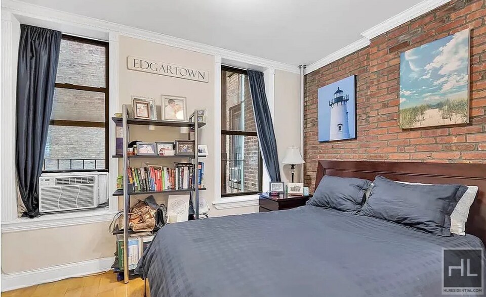 Christopher Street - 120 Christopher St New York NY 10014 | Apartment ...