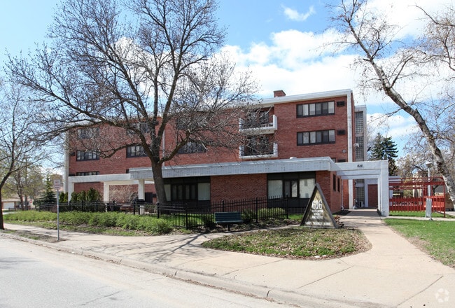 Sibley Triangle Manor - 616 Washington St NE Minneapolis MN 55413 ...