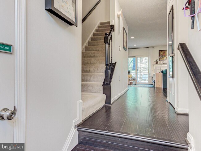 7211 Squirrel Run Ct - 7211 Squirrel Run Ct West Springfield VA 22152 ...