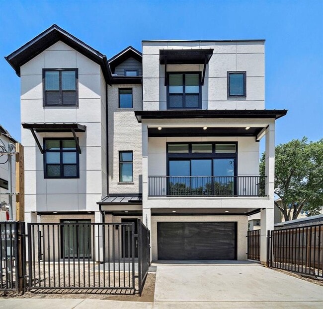 Brand new house in the Museum District wit... - 1819 Prospect St ...