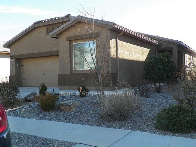 BEAUTIFUL home in Ventana Ranch community - 6944 Tempe Ave NW ...