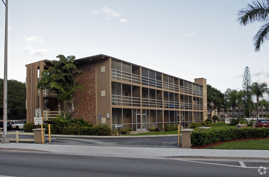 Sunset Club Apartments - 6259 Sunset Dr South Miami FL 33143 ...