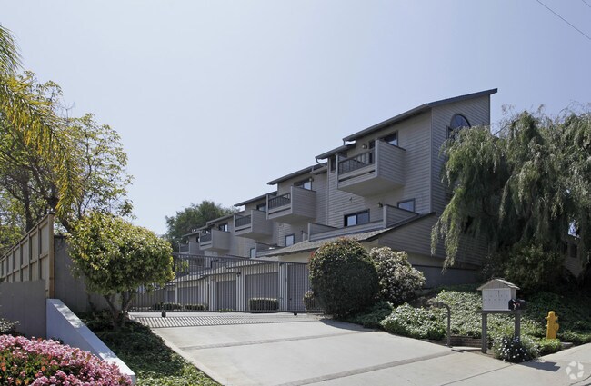 155-163 Grandview St - 155-163 Grandview St Encinitas CA 92024 ...