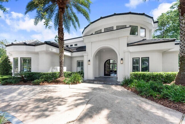 4 br, 3.5 bath House - 781 Queens Harbor B... - 781 Queens Harbor Blvd ...