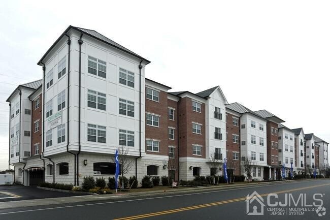 444 Lincoln Hwy - 444 Lincoln Hwy Woodbridge Township NJ 08830 ...