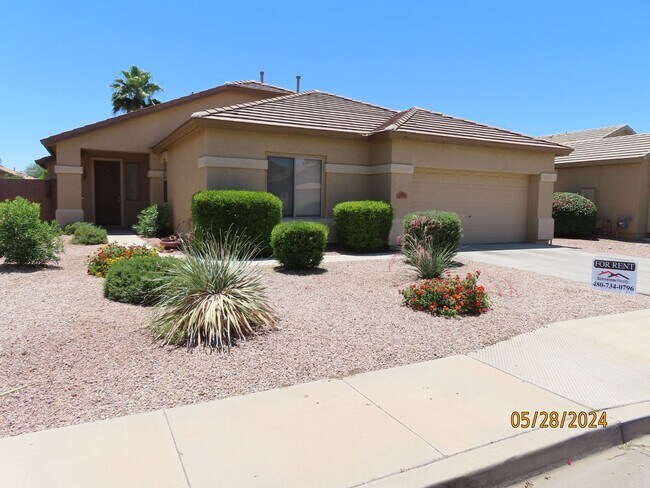 Sungroves 4 Bedroom 2 Bath Split Floor Plan - 4251 E Augusta Ave ...