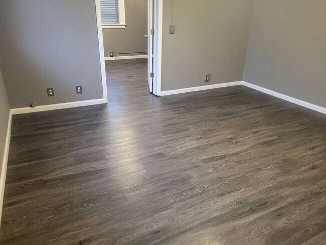 739 Liberty St - 739 Liberty St Springfield MA 01104 | Apartment Finder