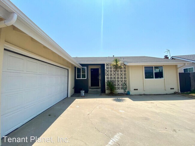 4 br, 2 bath House - 3195 Ducommun Ave - 3195 Ducommun Ave San Diego CA ...