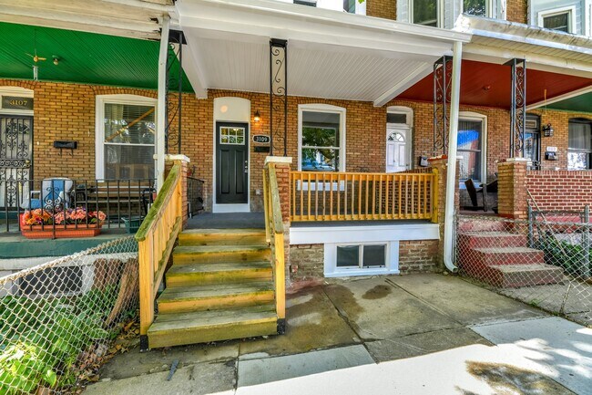 Fully Renovated 3 Bedroom Rowhome- Baltimo... - 3109 Baker St Baltimore ...