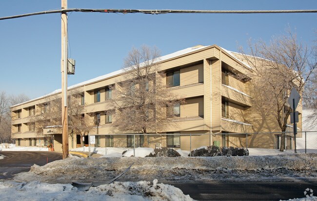 NHHI Lafayette Plaza - 619 Lafayette Rd N Saint Paul MN 55130 ...