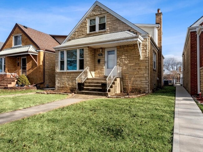 4509 N Narragansett Ave - 4509 N Narragansett Ave Chicago IL 60630 ...