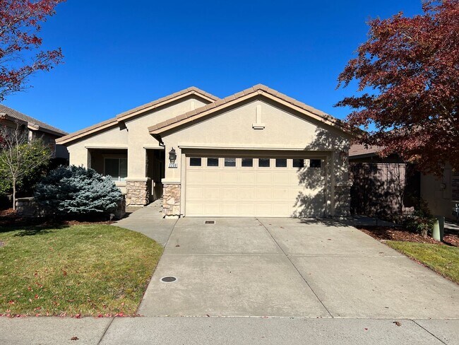 Lovely 3 Bedroom Empire Ranch Home with sm... - 2208 Owl Meadow St ...