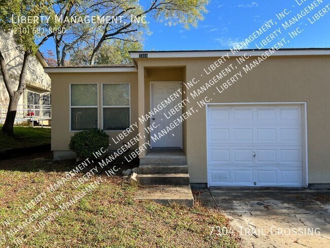 Cozy 2 bed 2 full bath Single Story duplex... - 7304 Trail Crossing San ...