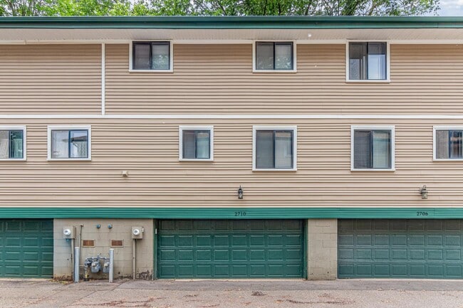 2710 Upland Ct - 2710 Upland Ct Minneapolis MN 55447 | Apartment Finder