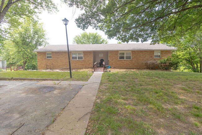 504 W Michael Ct - 504 W Michael Ct Columbia MO 65202 | Apartment Finder