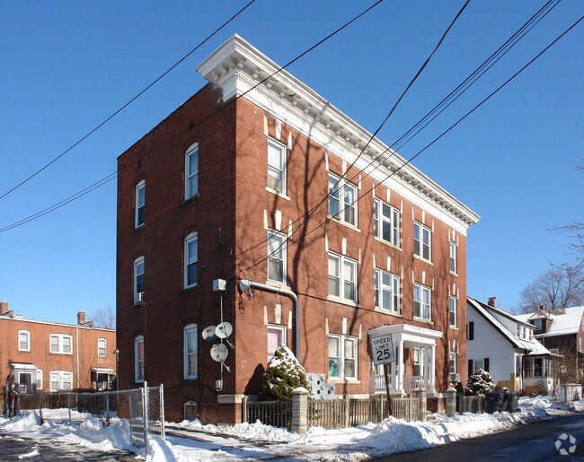48-50 Bliss St - 48-50 Bliss St Hartford CT 06114 | Apartment Finder