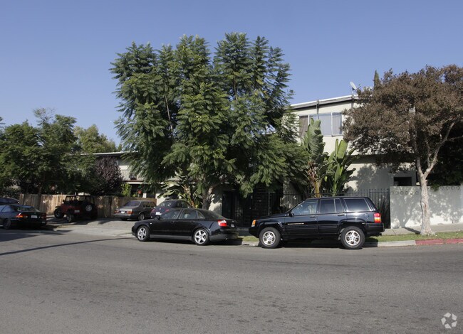 Melrose Place - 3805 Melrose Ave Los Angeles CA 90029 | Apartment Finder