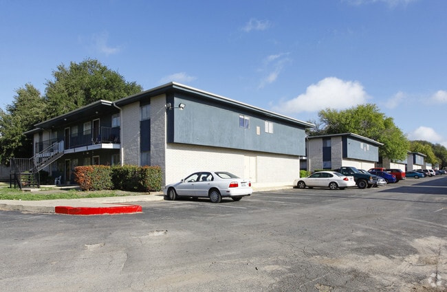 The Park on Bandera - 2011 Bandera Rd San Antonio TX 78228 | Apartment ...