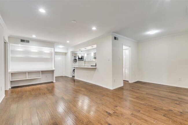 357 N Post Oak Ln - 357 N Post Oak Ln Houston TX 77024 | Apartment Finder