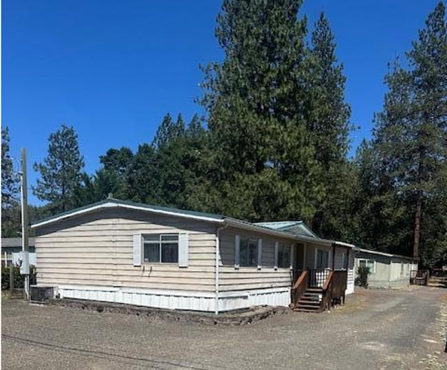 62 Erickson Ave - 62 Erickson Ave Shady Cove OR 97539 | Apartment Finder