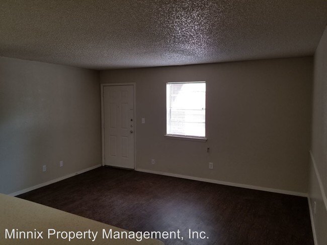 2 br, 1 bath Apartment - 4301 SW 51st Avenue - 4301 SW 51st Ave ...