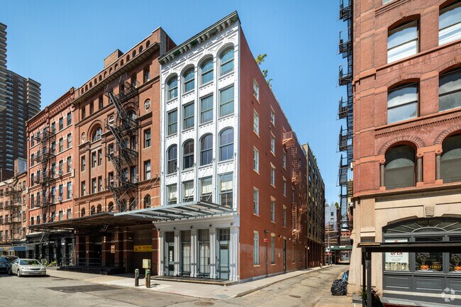 Co-op building - 171 Duane St New York NY 10013 | Apartment Finder