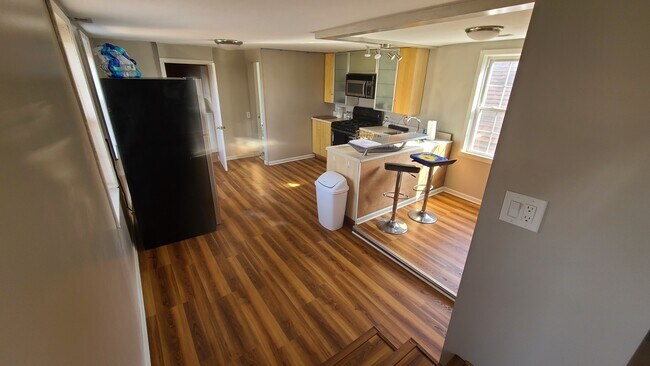 2923 S Arch St - 2923 S Arch St Chicago IL 60608 | Apartment Finder