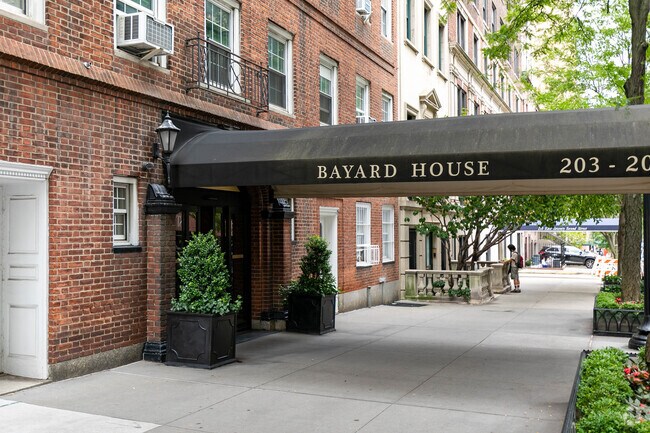 The Bayard House - 201 E 72nd St New York NY 10021 | Apartment Finder