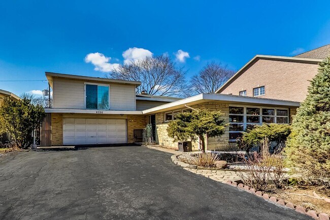6326 N Kirkwood Ave - 6326 N Kirkwood Ave Chicago IL 60646 | Apartment ...
