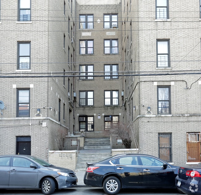 4040-4044 Carpenter Ave - 4040-4044 Carpenter Ave Bronx NY 10466 ...
