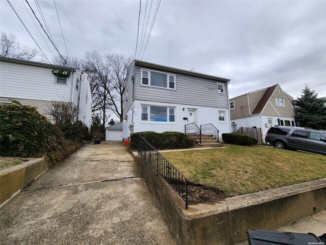 185 Nassau Blvd - 185 Nassau Blvd West Hempstead NY 11552 | Apartment ...