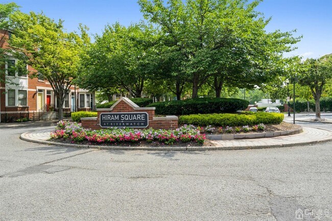 12 Hiram Square - 12 Hiram Square New Brunswick NJ 08901 | Apartment Finder